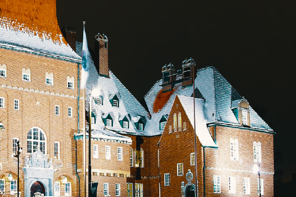 Tomitec - LED-valaisimet | valaistuspalvelut | aurinkopaneelit